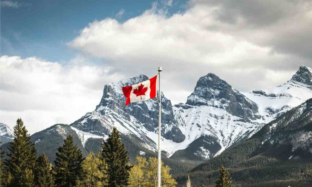 New Minimum Wage In Canada And Four Provinces Effective April 1, 2025